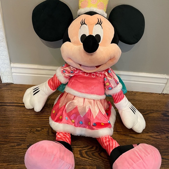 Toys | Large Stuffed Minnie Mouse | Poshmark